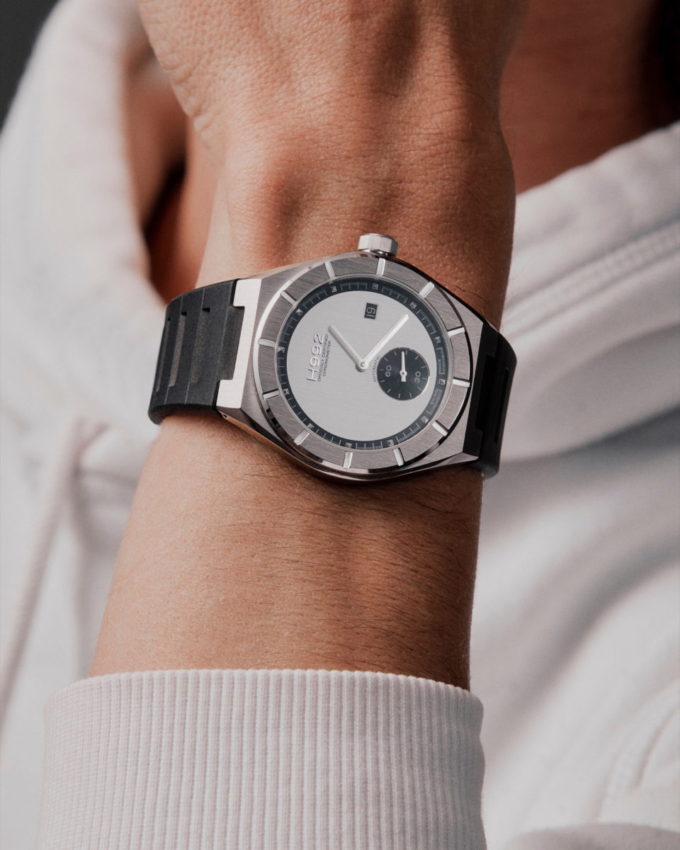 H1 Silver + Silver — H992